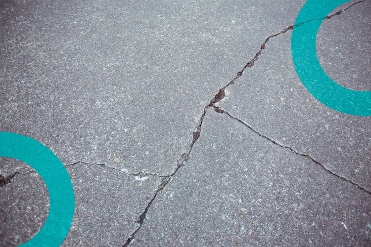 Trincas em paredes e lajes, o que fazer? - Sannor Engenharia